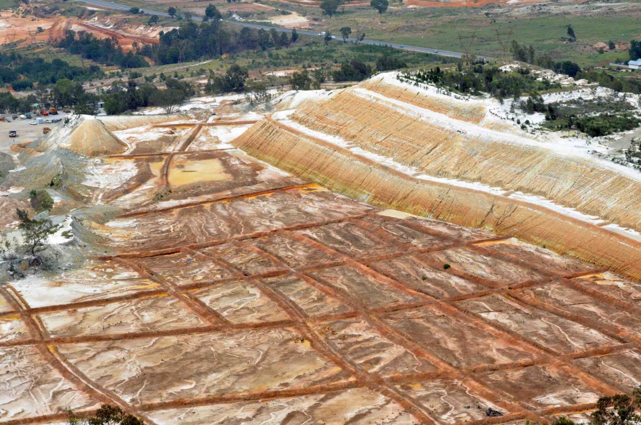 Mintails collapse: case study in how not to close mines - Oxpeckers