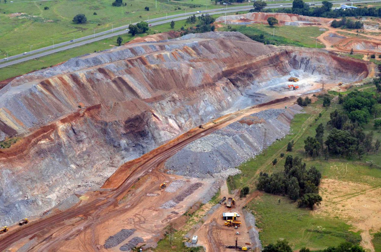 Mintails collapse: case study in how not to close mines - Oxpeckers