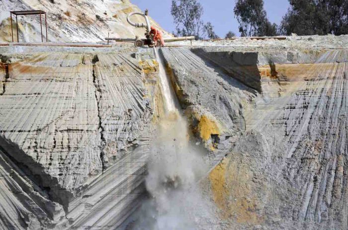 Sweeping water permit violations at mines across SA - Oxpeckers