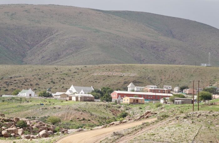 The Boegoeberg Blues: A small Nama tribe holds the key to the Orange ...